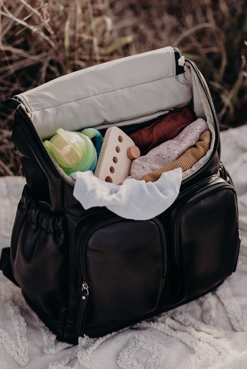 OiOi Signature Nappy Backpack - Black Dimple Vegan Leather – Maternal ...